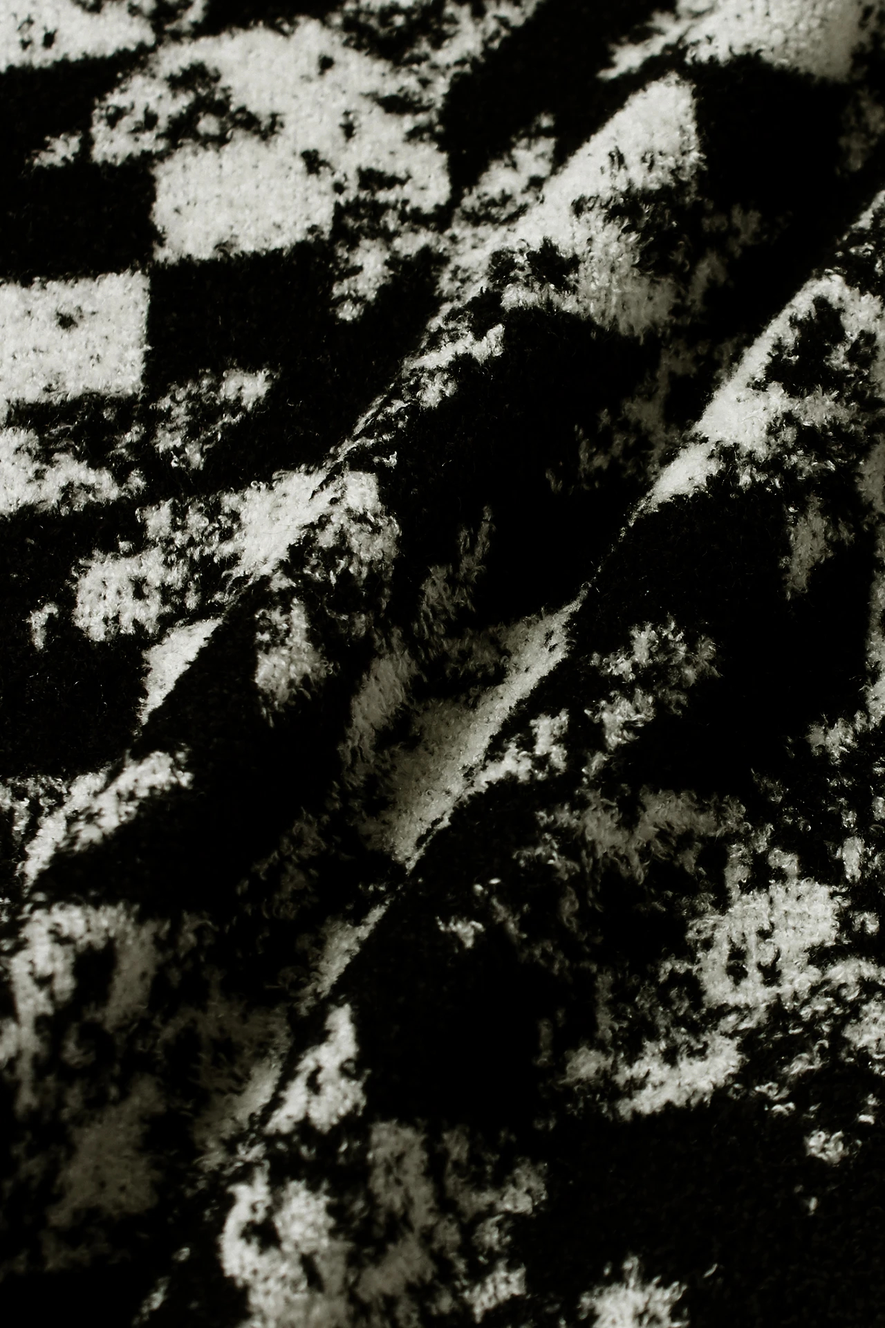 HIGH STREET∴グラデーションキカ柄モールクルーネックニット / HIGH